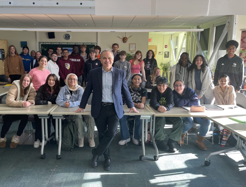 Acclaimed Architect Visits Watkinson - Watkinson School